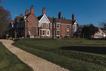 Visit Laceby: The Expert Village Guide to Things to Do, Stay & Eat