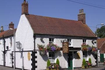 Visit Elsham: The Expert Village Guide to Things to Do, Stay & Eat