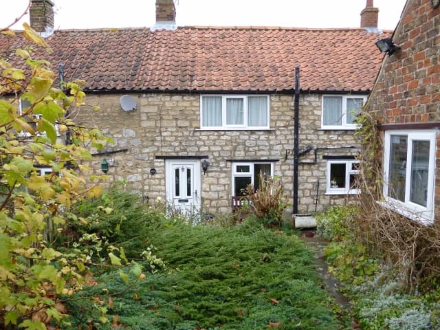 Visit Yearsley: The Expert Village Guide to Things to Do, Stay & Eat