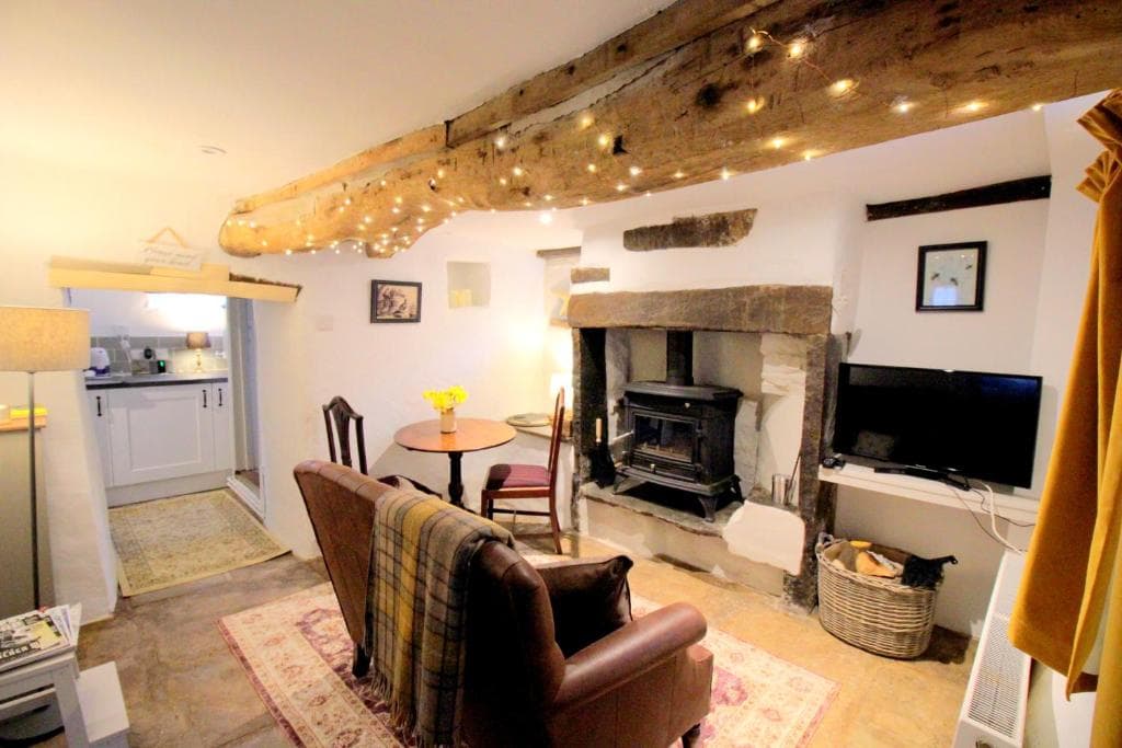 Visit Askrigg: The Expert Village Guide to Things to Do, Stay & Eat