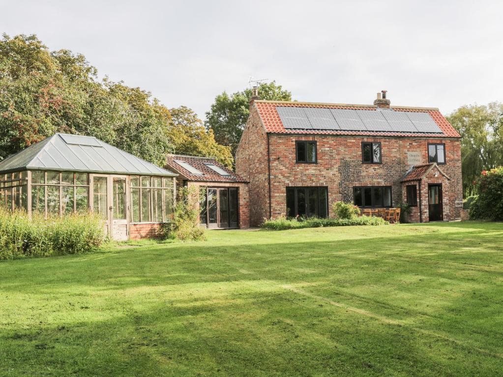 Visit Hutton: The Expert Guide to Things to Do, Stay & Eat