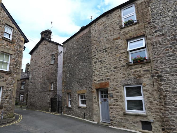 Visit Cumbria: The Definitive Travel Guide to Things to Do, Stay & Eat