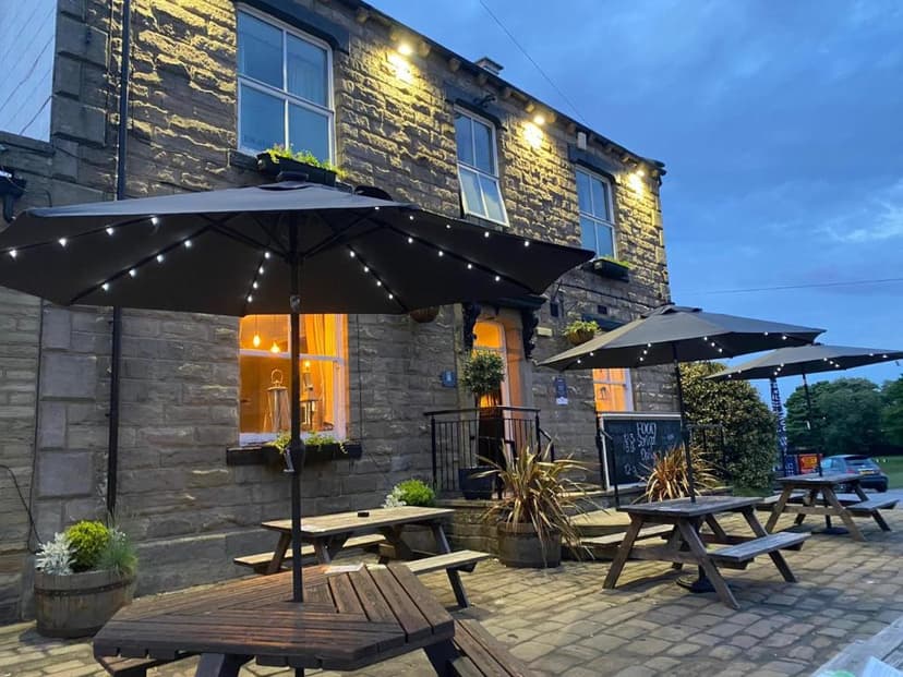 Yeadon Town Guide: Events, Things to Do & Places to Stay