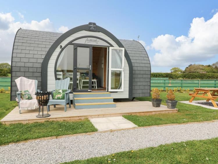 Visit Goxhill: The Definitive Village Guide to Things to Do, Stay & Eat