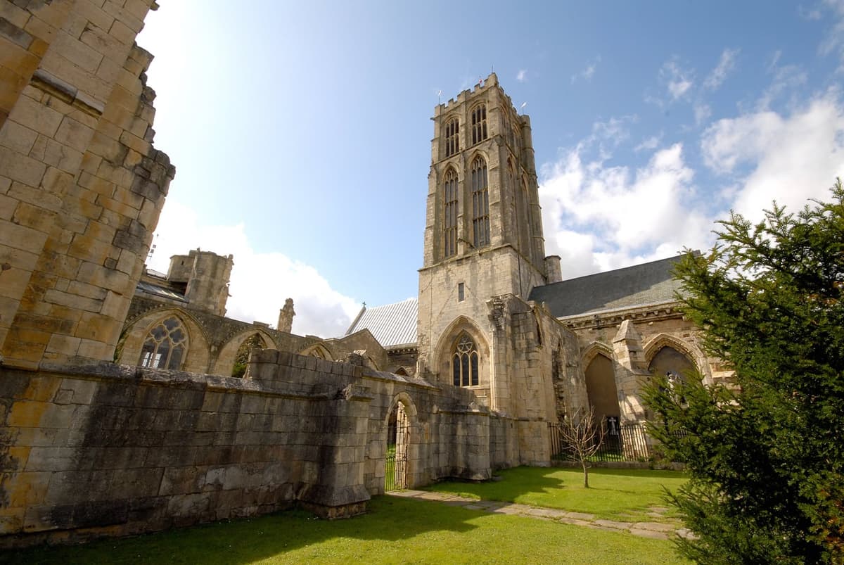 Visit Howden: The Definitive Town Guide to Things to Do, Stay & Eat